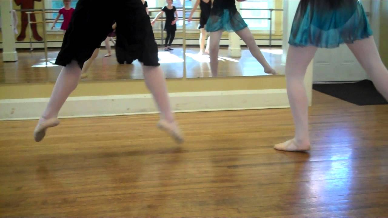 BII glissade pas de chat dance 2 - YouTube