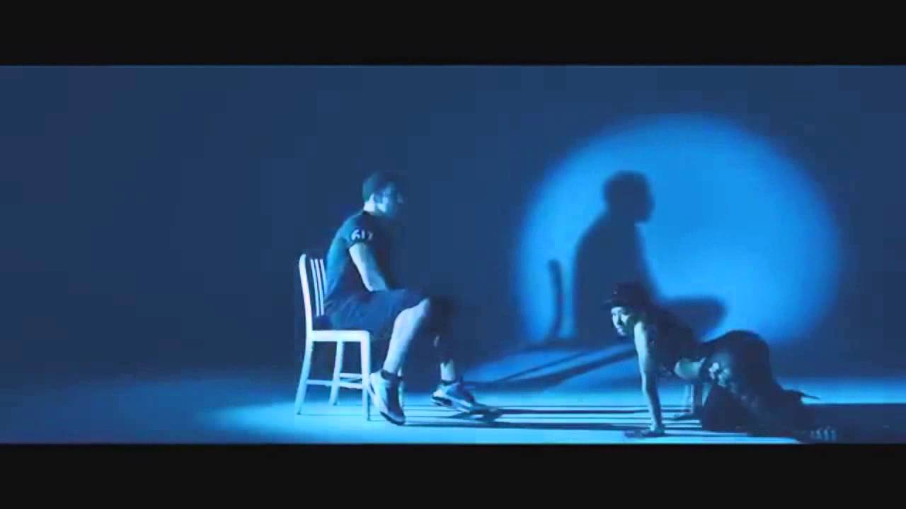 Nicki Minaj Anaconda Laugh for 10 minutes - YouTube