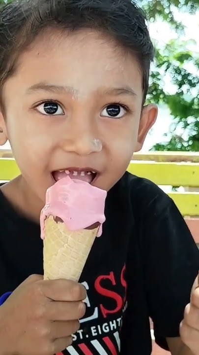 Bocil Suka Makan Es Krim Stroberi 🍓 Shorts Youtubeshorts Eskrim Jajanan Youtube