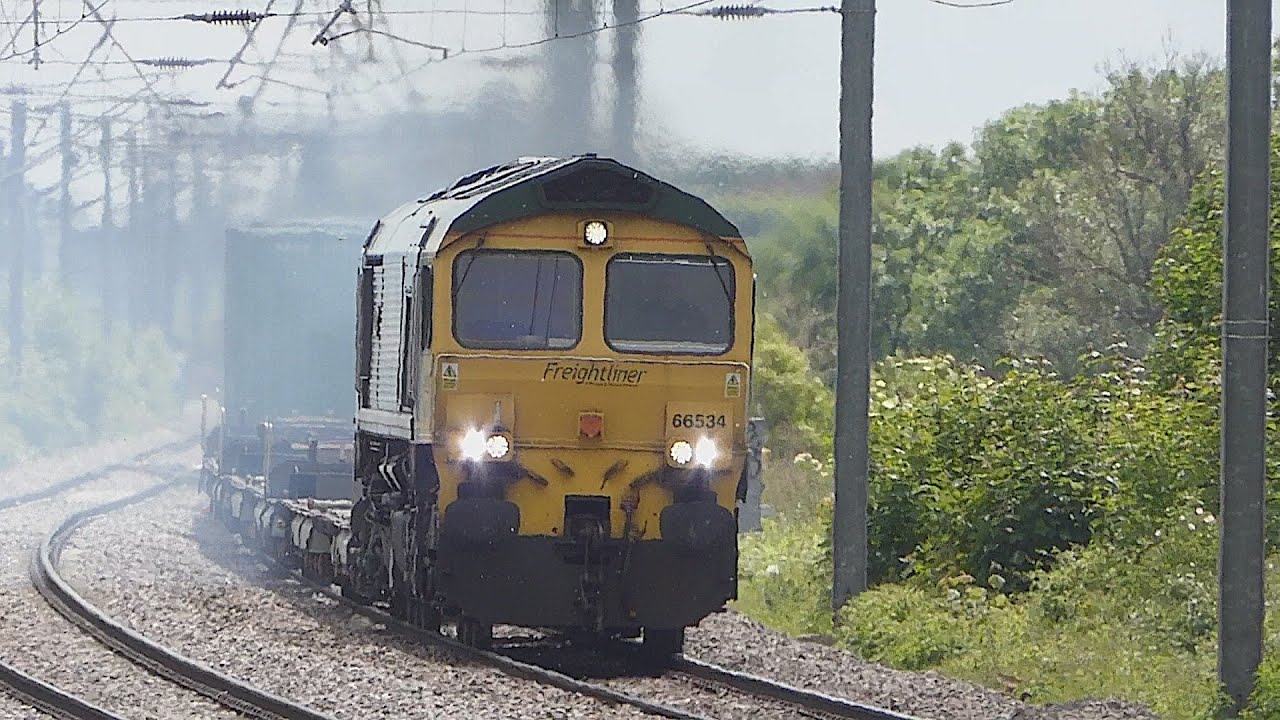 Huntingdon Railway Station (01/06/2022) - YouTube