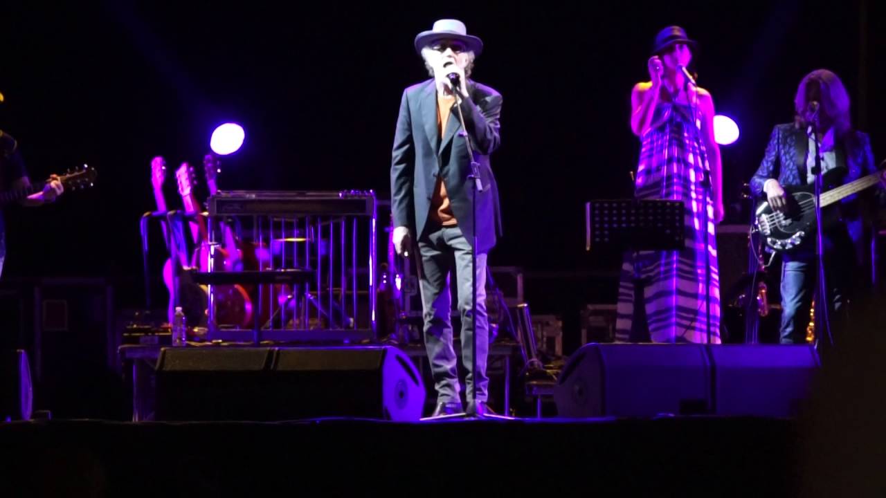 Caterina - F. De Gregori "Amore e Furto Tour" Fano - YouTube