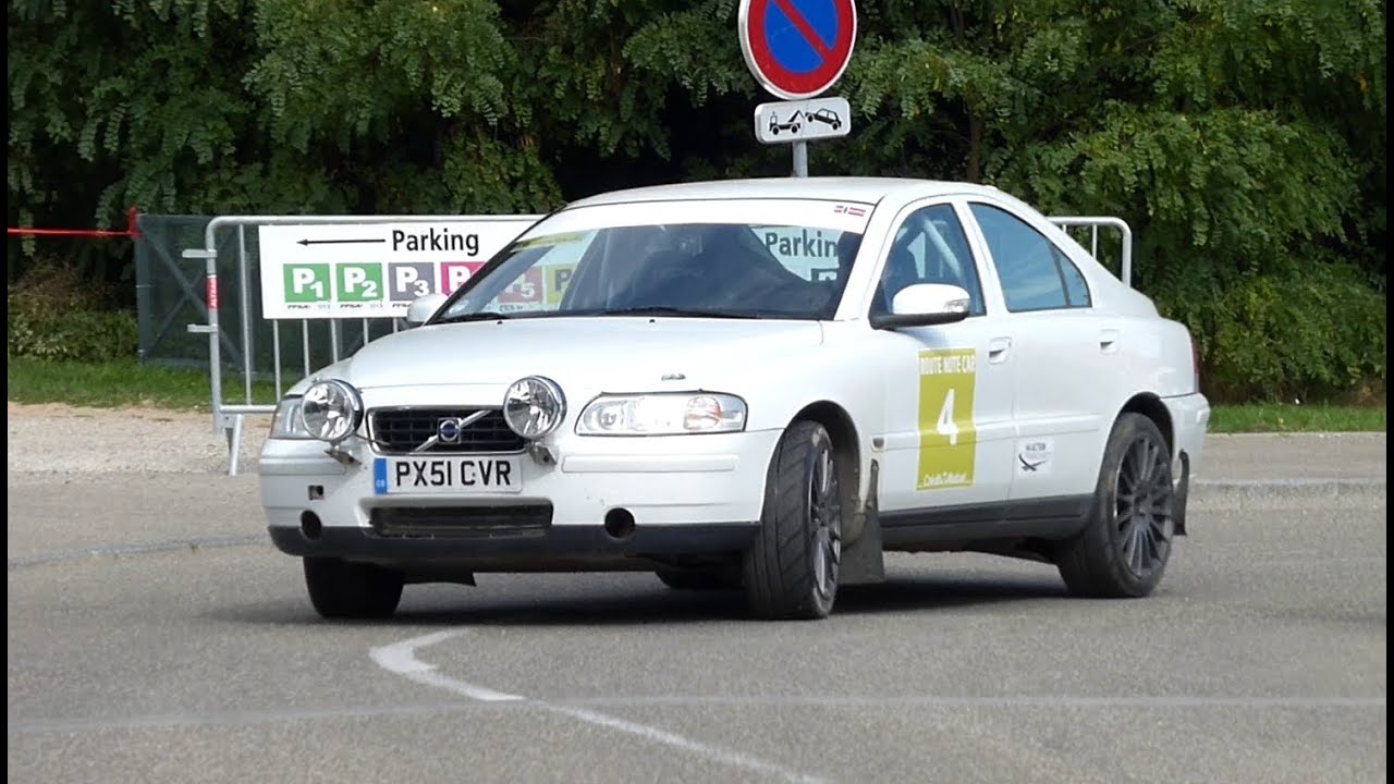 Volvo Voiture de reconnaissance départ pour spéciales - Rallye de ...