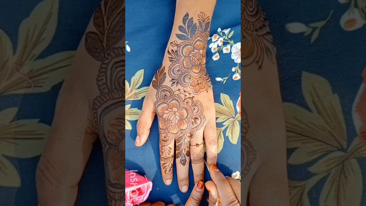 Beutiful back hand flower mehandi design 💖 DM For Order #hennadesign # ...