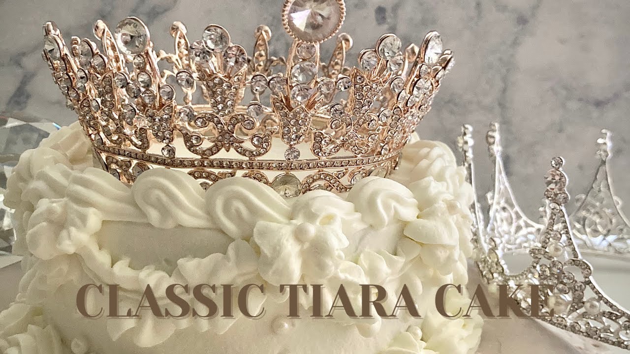👑진짜 왕관이 올라간 티아라 케이크 만들기! Tiara Cake for Bridal Shower🤍 - YouTube