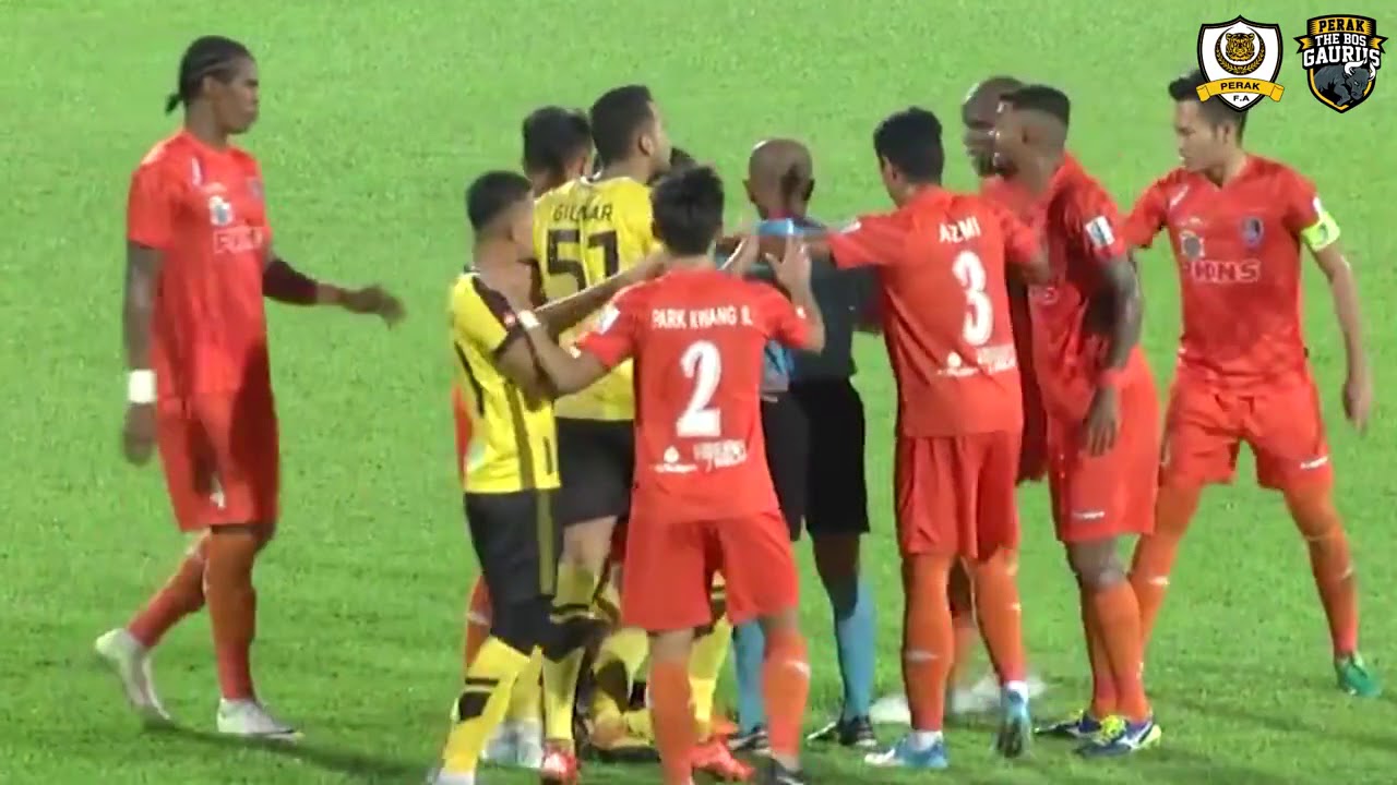 PERAK FA VS PKNS FC - YouTube