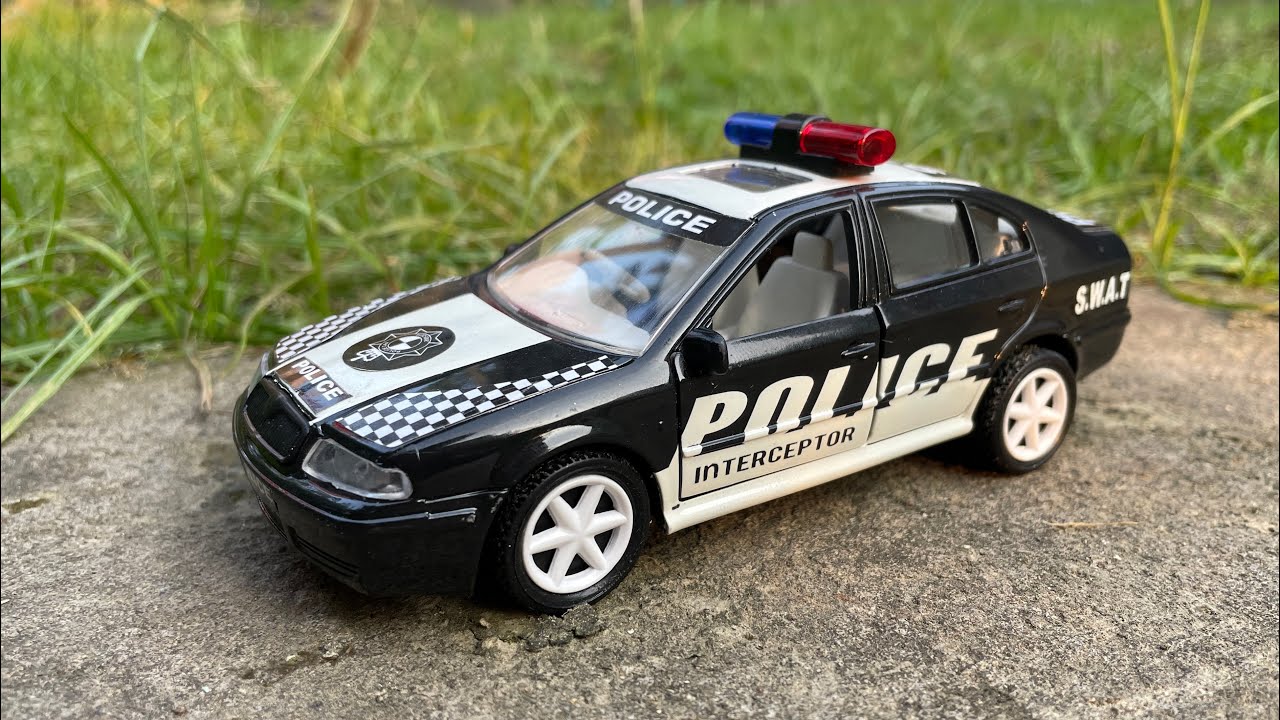 Centy Toys Skoda Swat Interceptor Police Car by Just Cars Time - YouTube