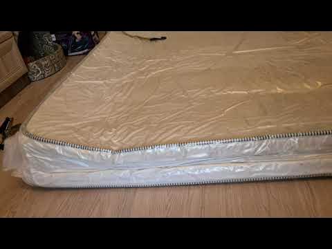 Как свернуть матрас, как сжать матрас - YouTube