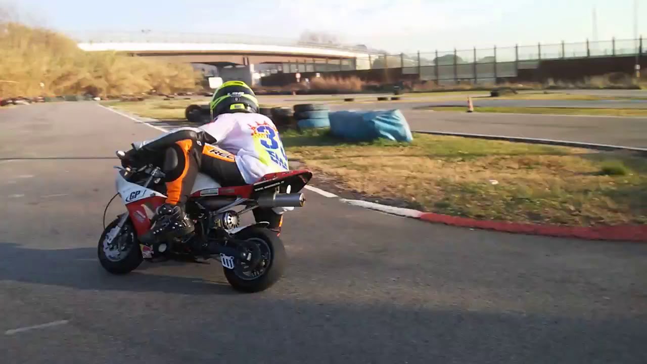 Minimoto DM - Ema39 - YouTube
