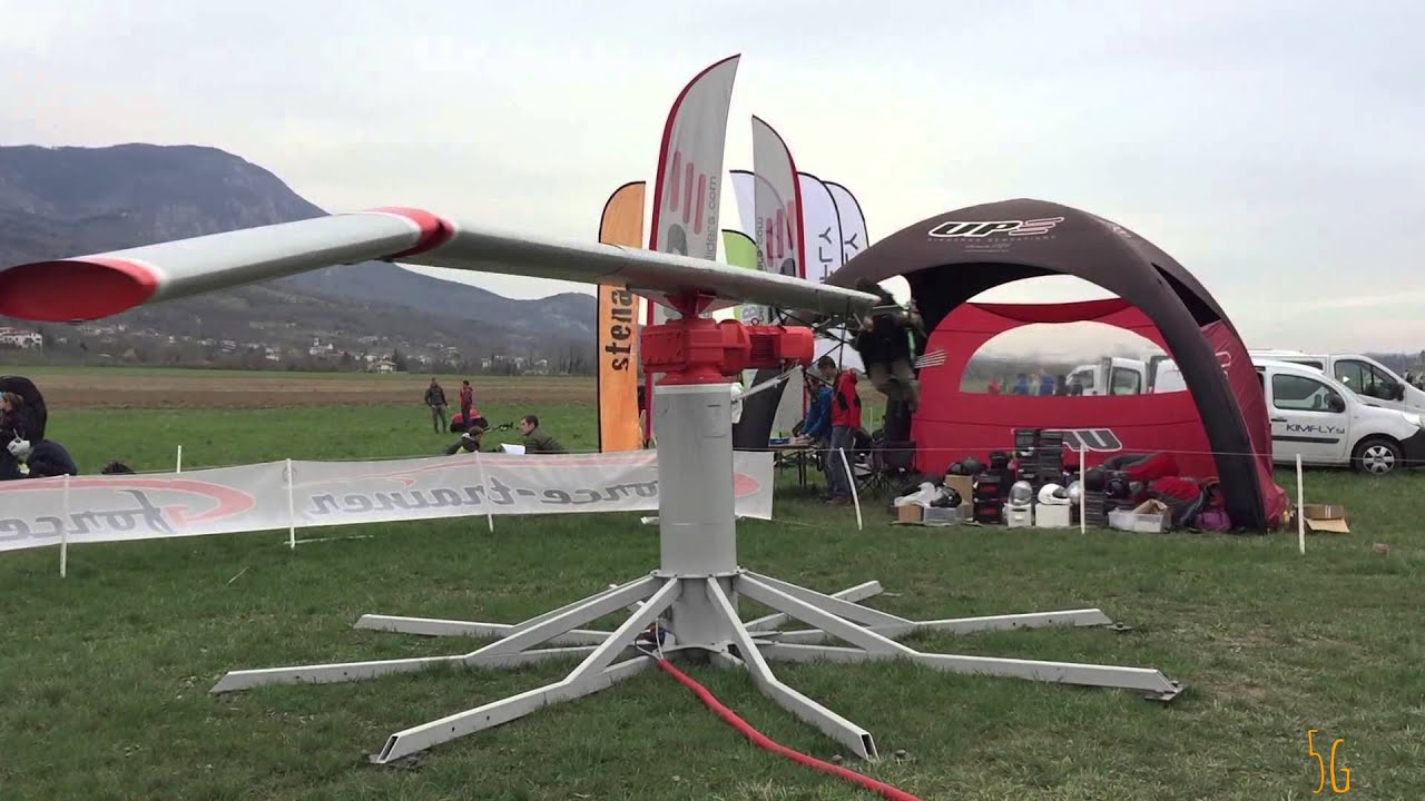 G force trainer - YouTube