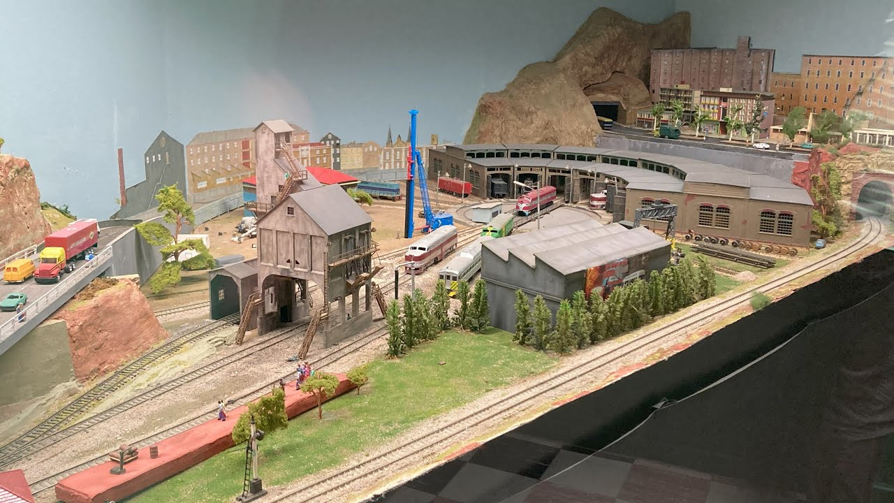 Whyalla Museum, HO Scale Layout - Australian Outback Scenery - YouTube