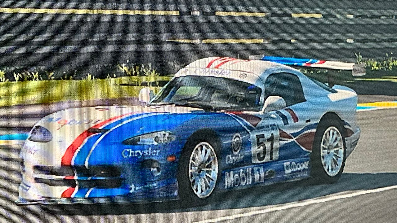 1999 24 Hours of Le mans: Chrysler Viper GTS-R - YouTube