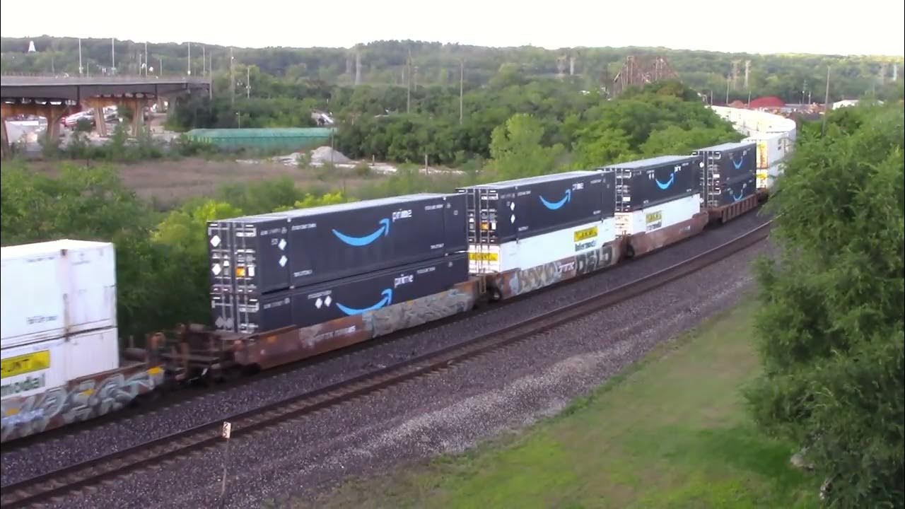 Evening Westbound BNSF “Z” Swings By Mile Post 25.01 on the Chillicothe Subdivision - Lemont, IL ...