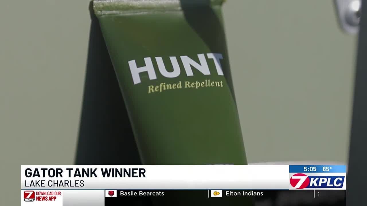 Insect repellent wins 'Gator Tank' pitch competition - YouTube
