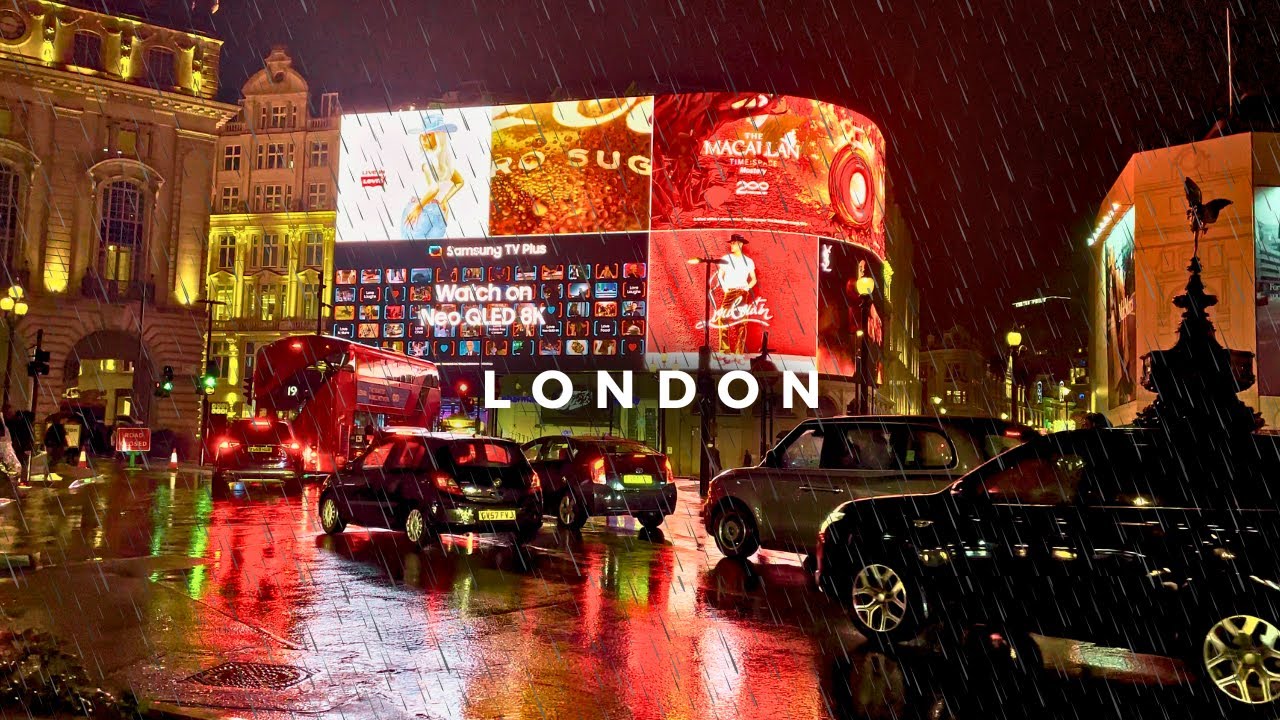 Heavy RAIN in West End | NIGHT Walking Tour | SOHO, Piccadilly Circus ...