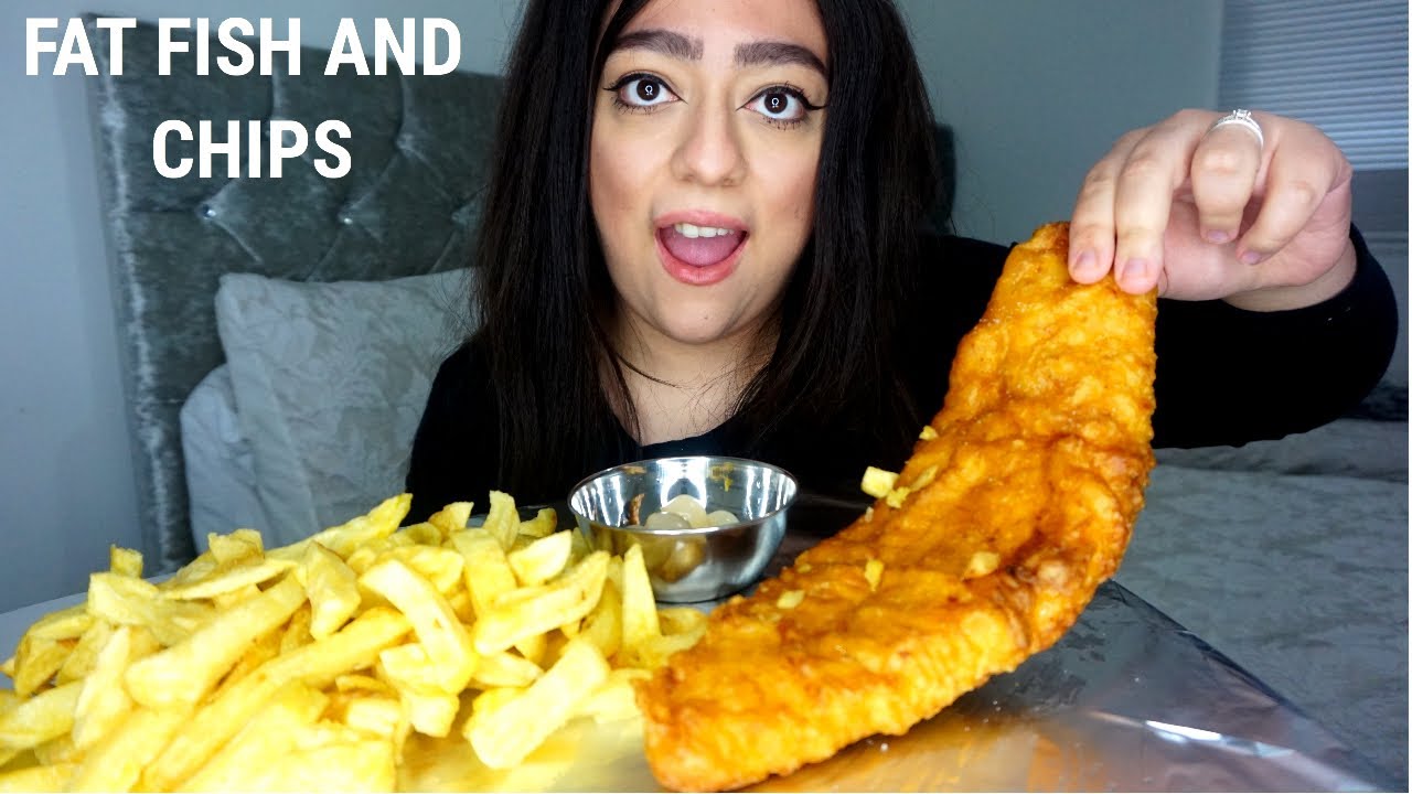 HUGE FISH AND CHIPS MUKBANG | SAVAGE EATING - YouTube