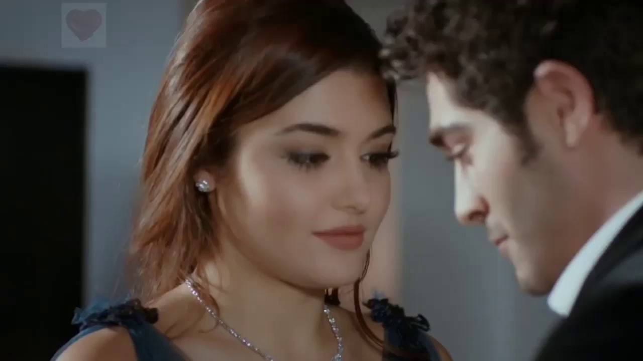 Teri adaon mein ft. Hayat & murat ||atif aslam||RAIEES MOVIE√• - YouTube