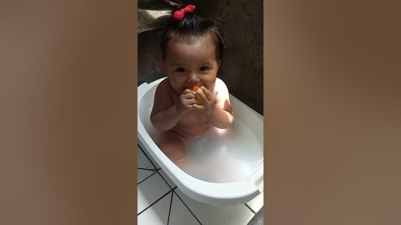 Mi Primita Megan Bañandose Youtube