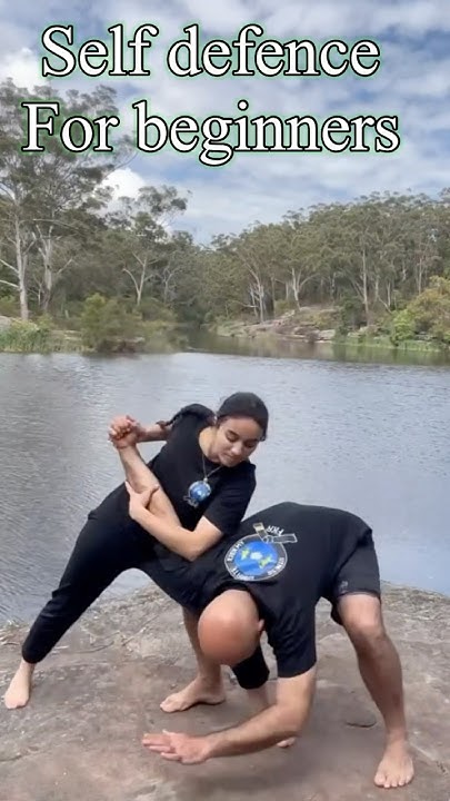 How to defend yourself / self defence for beginners - YouTube