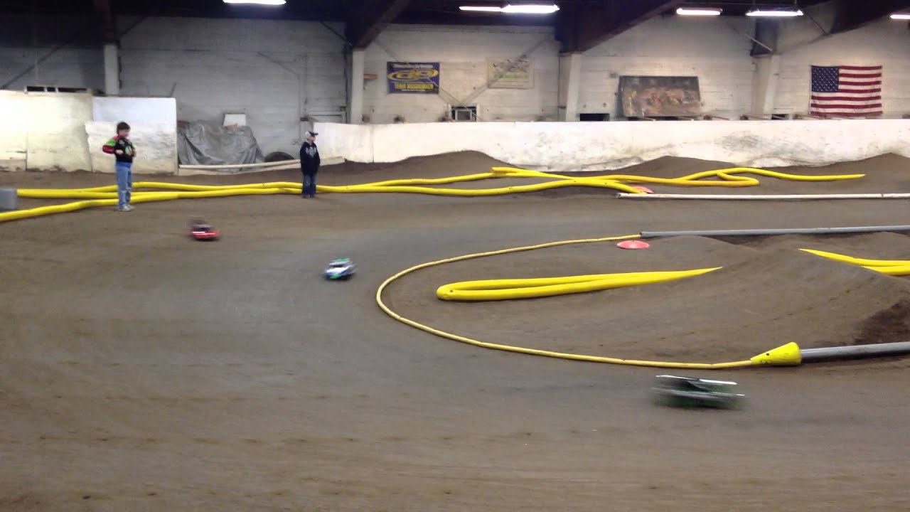 Traxxas rally 1/10 box class Indy RC world Garland 1/18/13 - YouTube