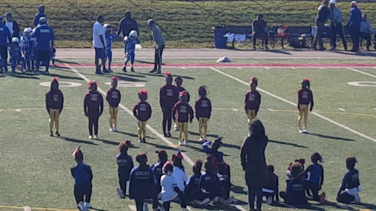 2019 OAK LANE CHEERLEADERS & NORTH PHILLY AZTECS "HALFTIME SHOW" - YouTube