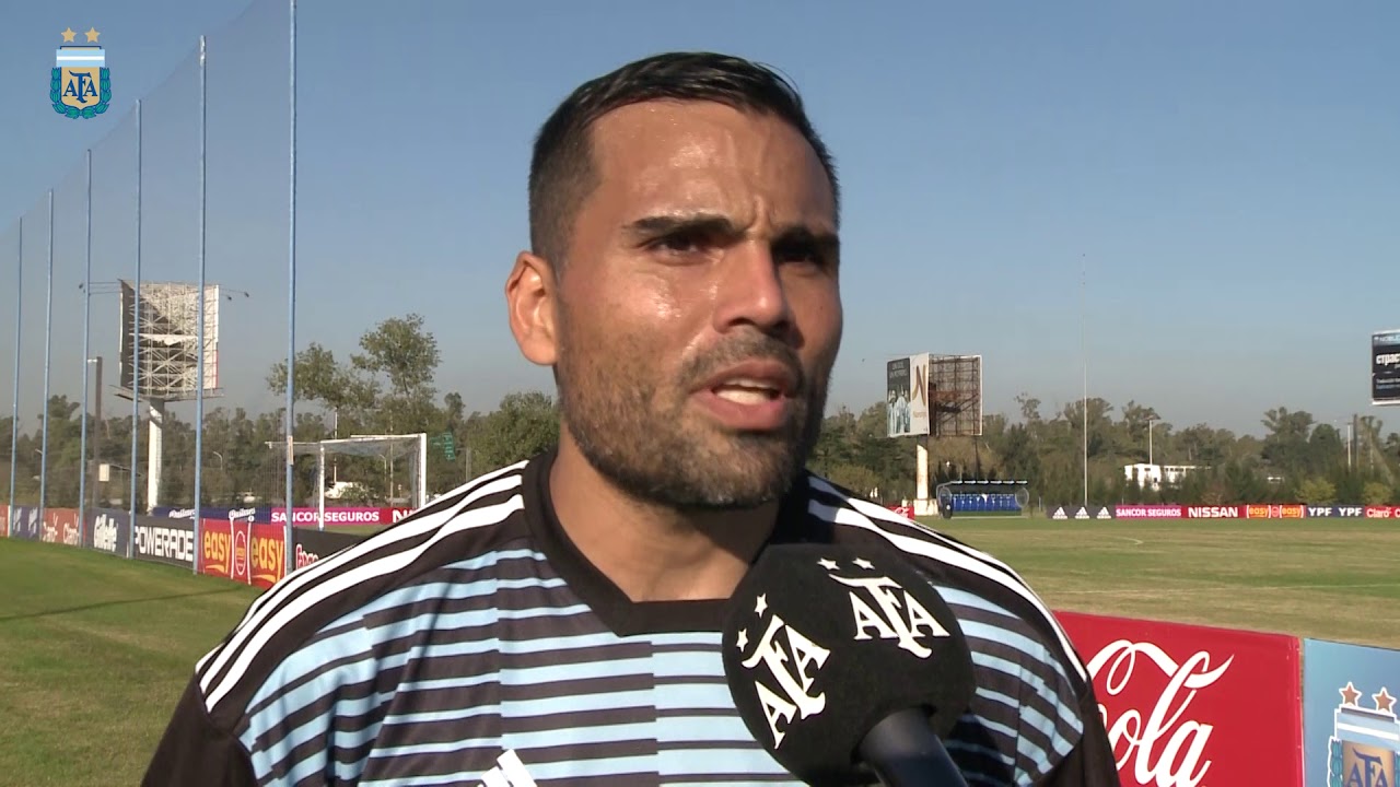 [SELECCIÓN MAYOR] Entrevista exclusiva de Gabriel Mercado con el canal ...