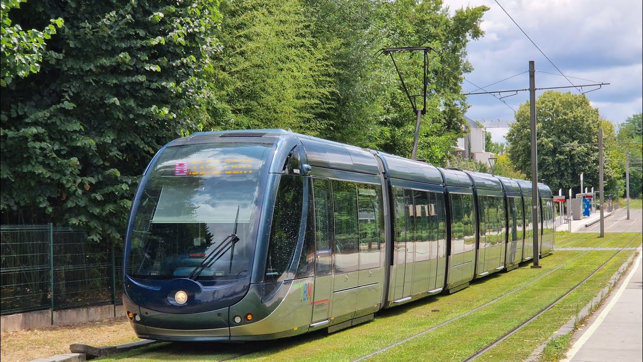 Voyage à bord d'un Citadis 402 sur la ligne B du tramway de Bordeaux ...