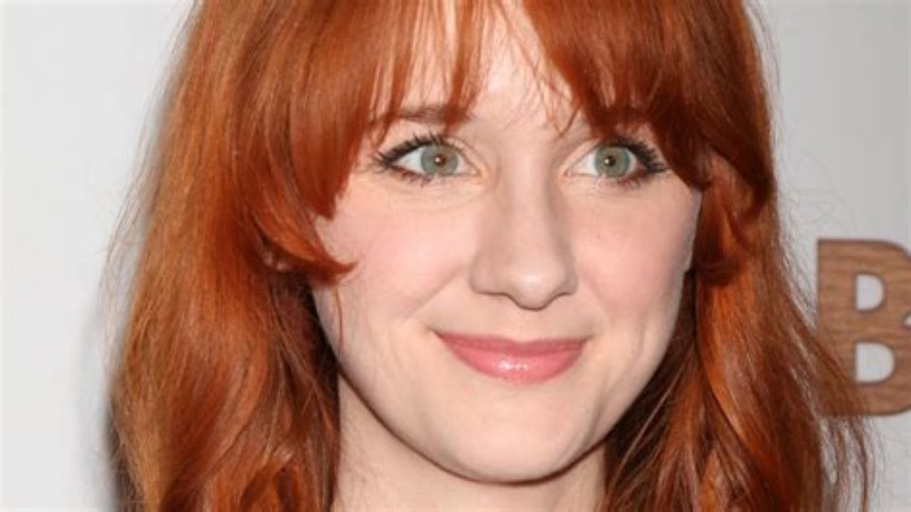 Laura Spencer's Bikini Photos Which Are Inappropriate For Even Adults ...