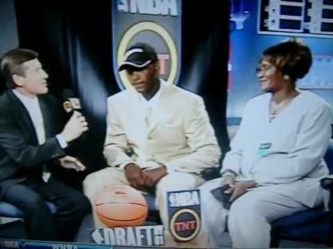 Kwame Brown Drafted (2001 NBA Draft) - YouTube