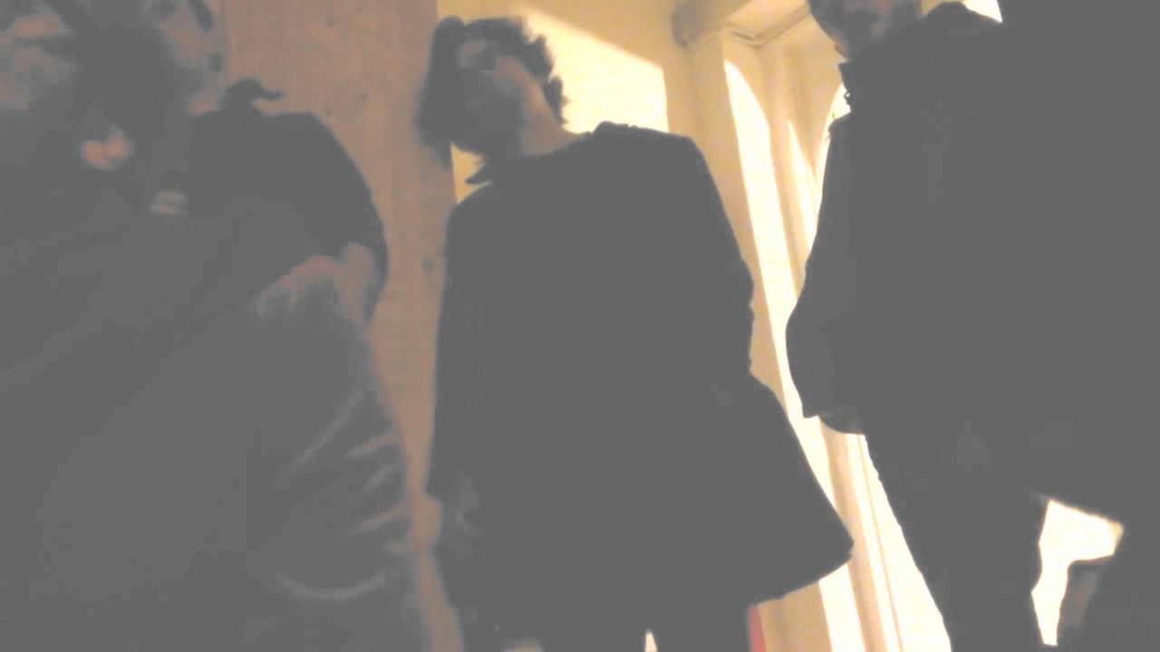 IGNATZ (Bram Devens) live at Anthony's - gent - 10 jan 2013 - YouTube