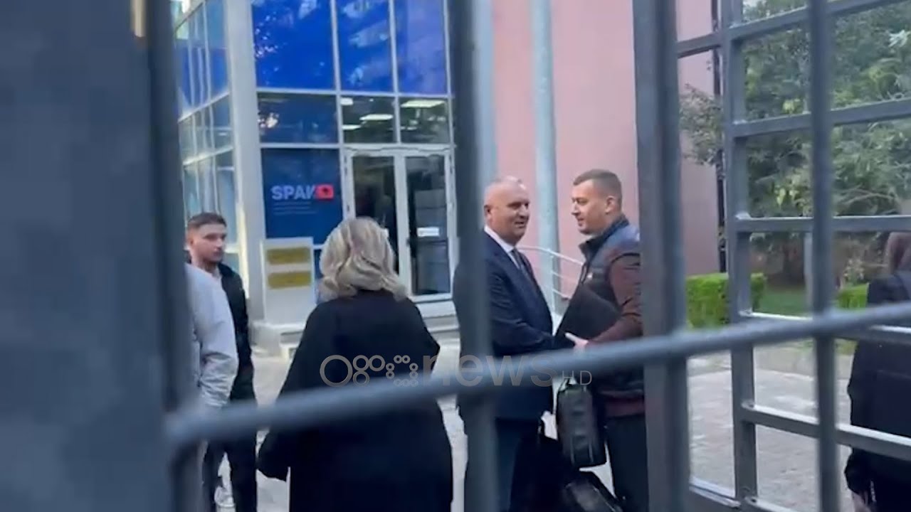 Gjyqi ndaj Ilir Metës, vjen në gjykatë Ema Çoku - YouTube