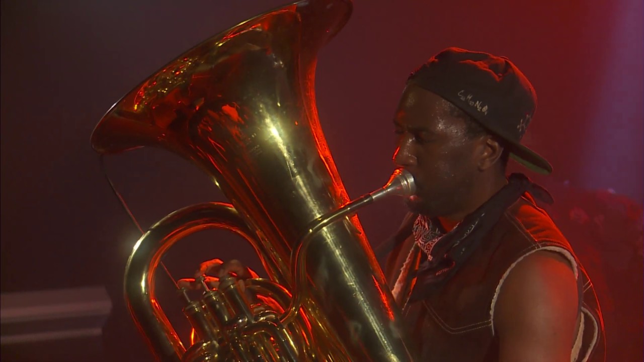 Theon Cross Live at AB - Ancienne Belgique - YouTube