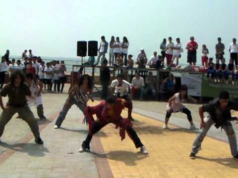 Unique Crew -37- Dancing Zombies @ Olimpik Gün / Mersin