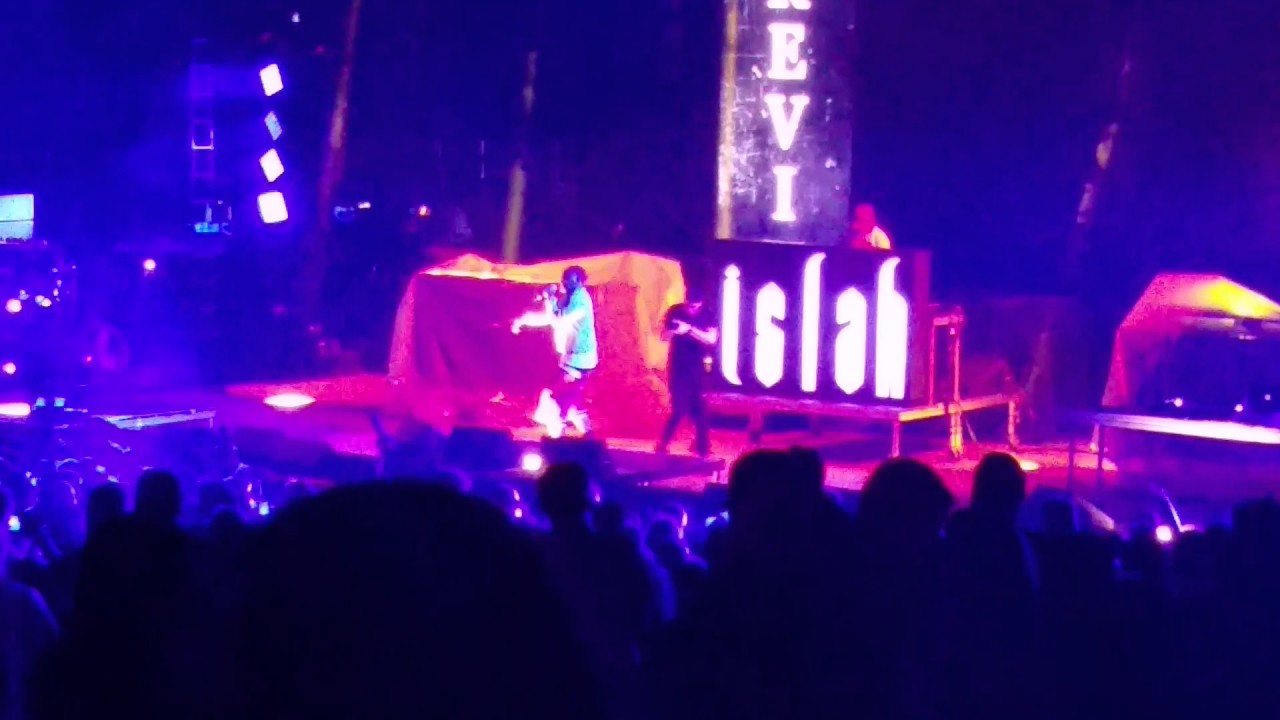 Kevin Gates "Really Really" Live - YouTube