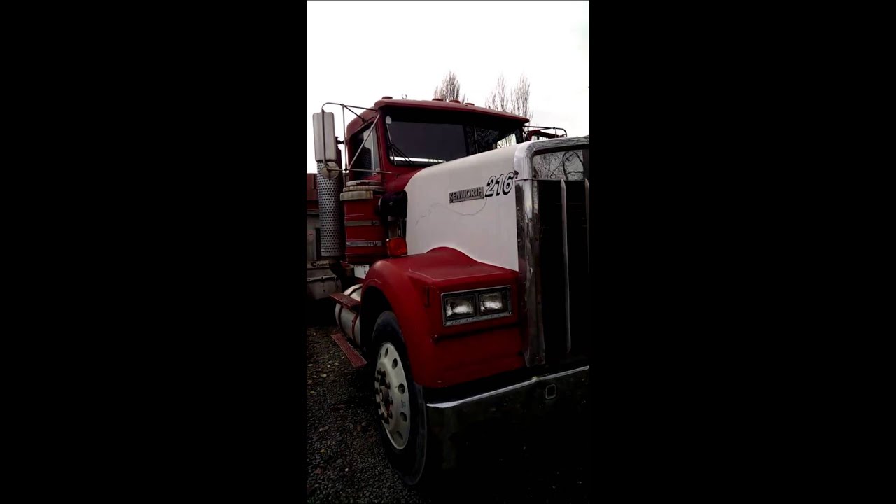 Big cam 400 Cummins cold start - YouTube