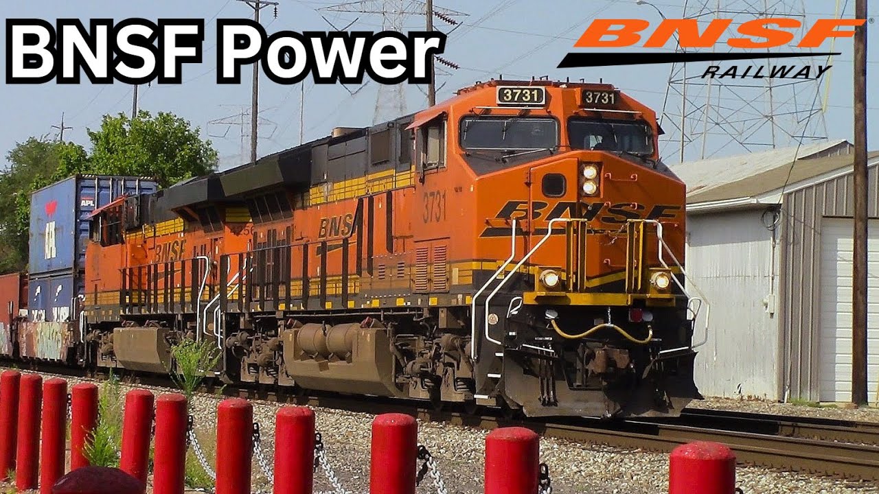 BNSF 3731 leads NS 263 through Lockland, OH - YouTube
