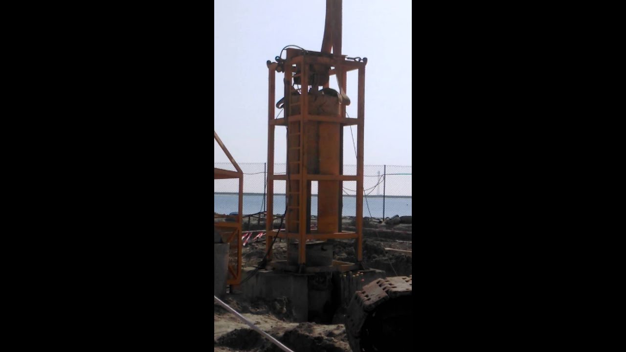 Dynamic load test for Piles - YouTube