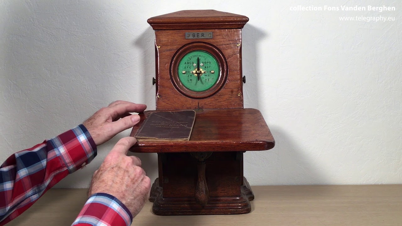 TELEGRAPH - Two working SINGLE NEEDLE telegraphs - YouTube