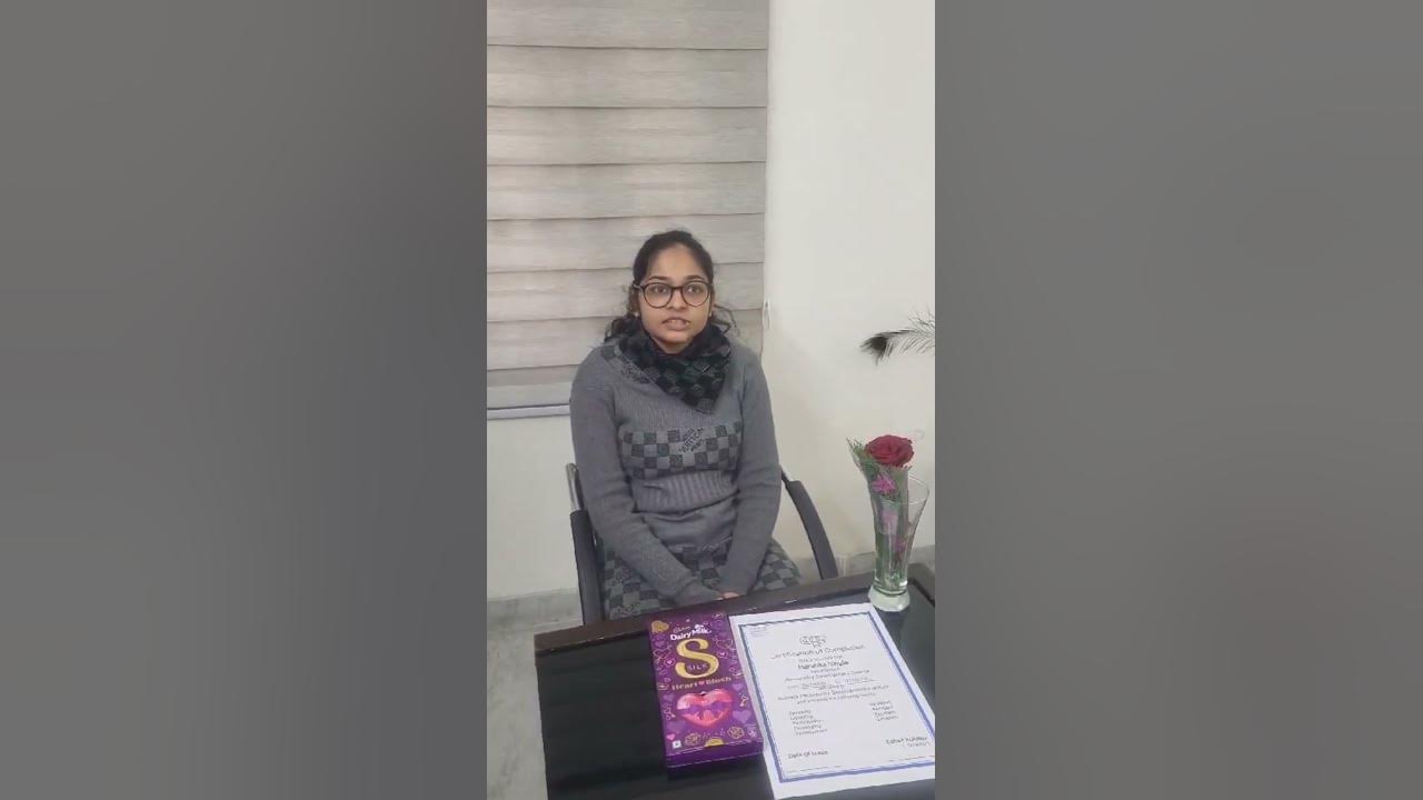 Harshita valuable feedback about kukreja Personality development institute - YouTube