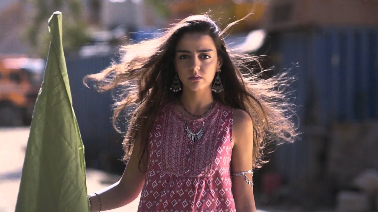 Zaffatleh El Tarik - زفتلي الطريق [official video] Michelle & Noel ...