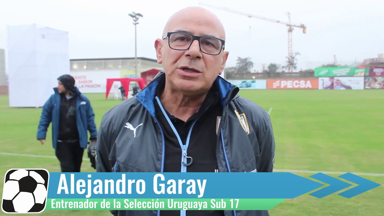 Entrevista a Alejandro Garay - Selección Uruguay Sub 17 - YouTube