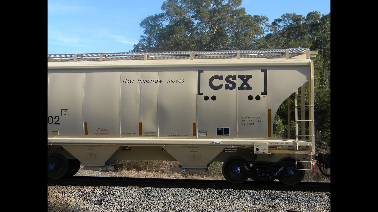 (HD) CSX Q251 with brand new CSX 2-Bay Hoppers with Boxcar logo ...