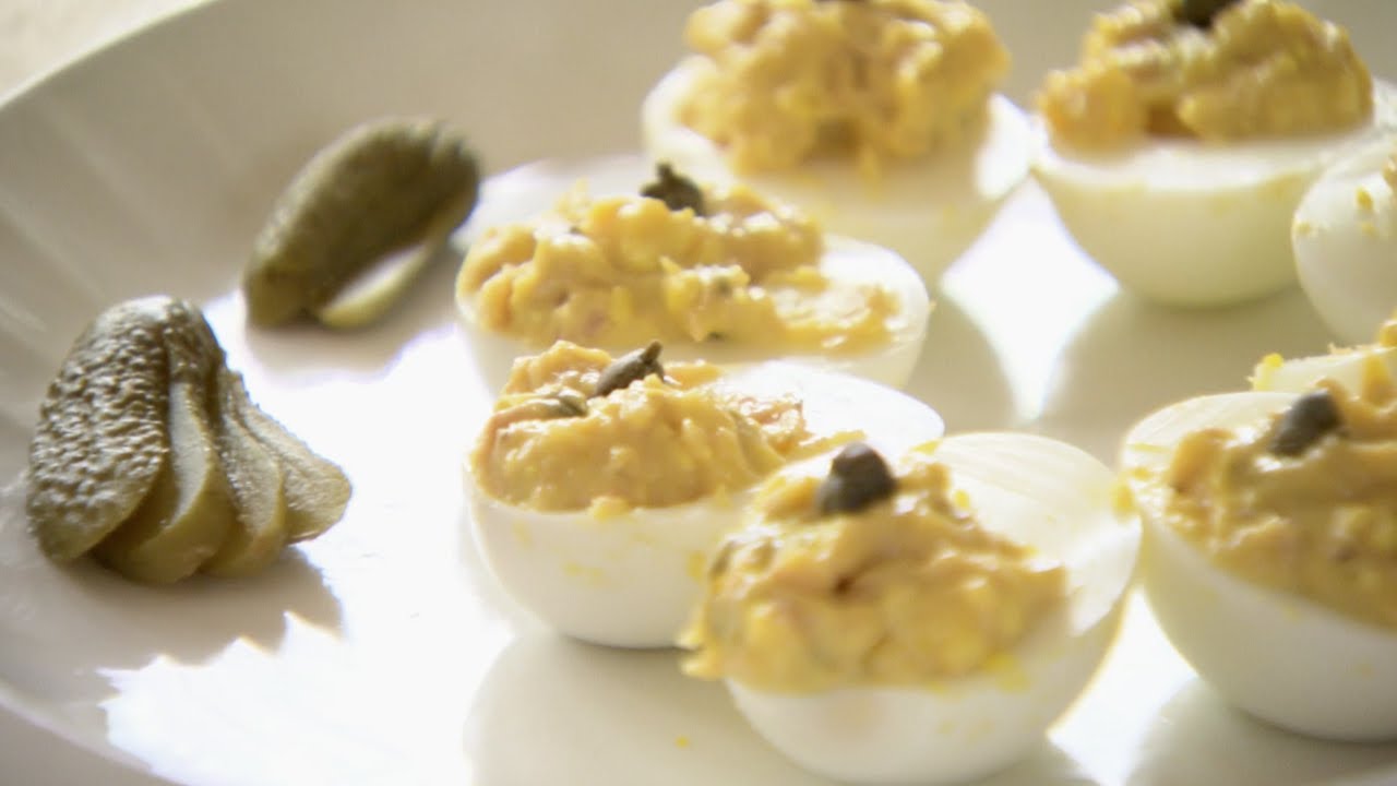 How to Make Devilled Eggs with Tuna - Antonio Carluccio - YouTube
