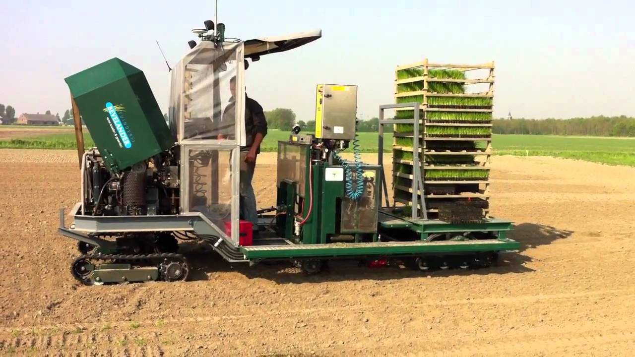 Quad Track with automatic transplanter - YouTube
