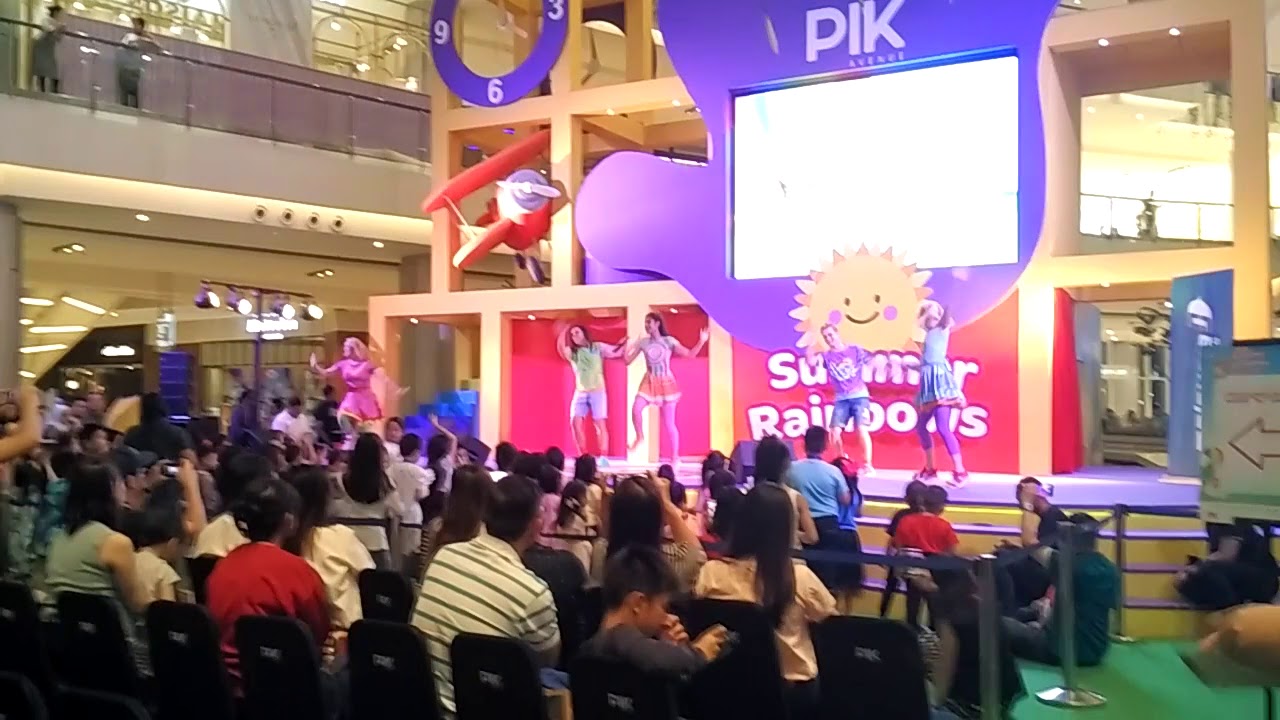 Hi 5 live show Pik Avenue Summer Rainbows - YouTube