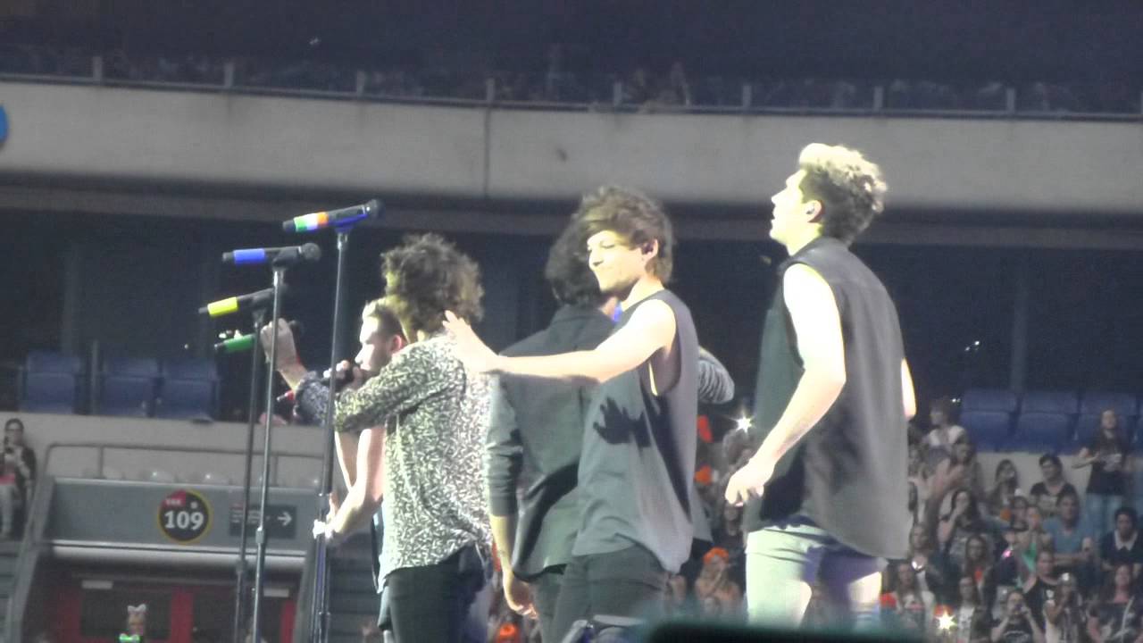 Right Now - One Direction - Amsterdam - June 25 2014 - YouTube