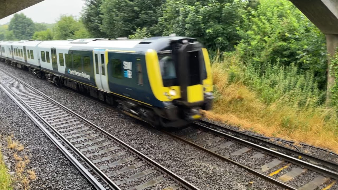 Class 450 + 444 Desiro | 450027 + 444043 | South Western Railway - YouTube
