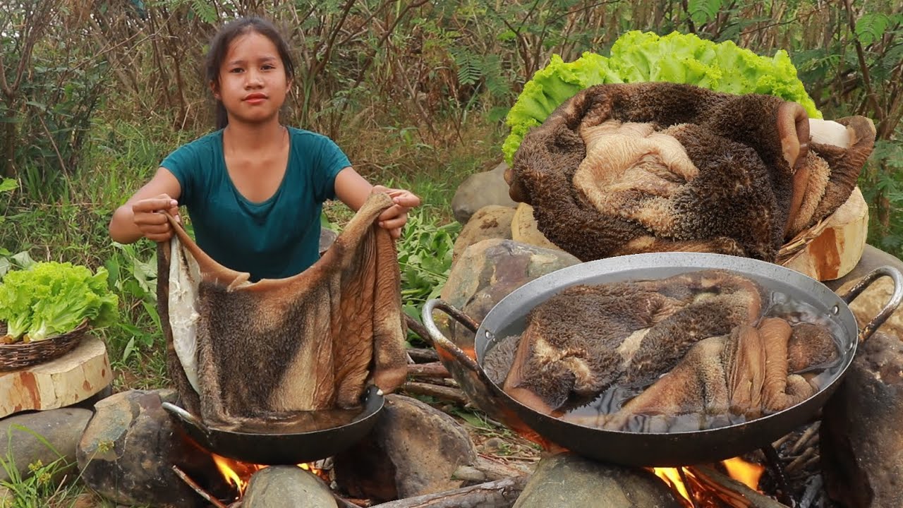 Yummy! Cow stomach tasty delicious- Cooking cow stomach with salad for ...