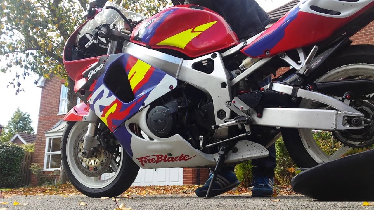 Fireblade Engine Running - YouTube