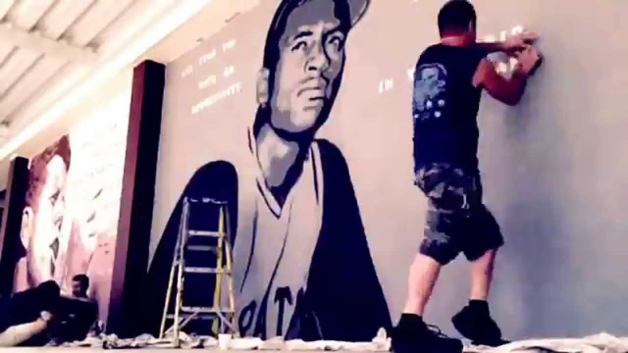 Journeys Academy. Finishing the Roberto Clemente mural - YouTube