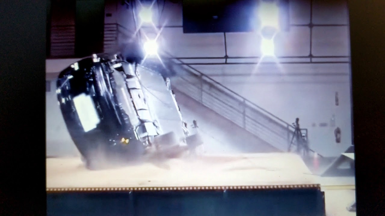 It's IMPOSSIBLE 🤔 To 🚐 ROLLOVER The TESLA Model X - YouTube